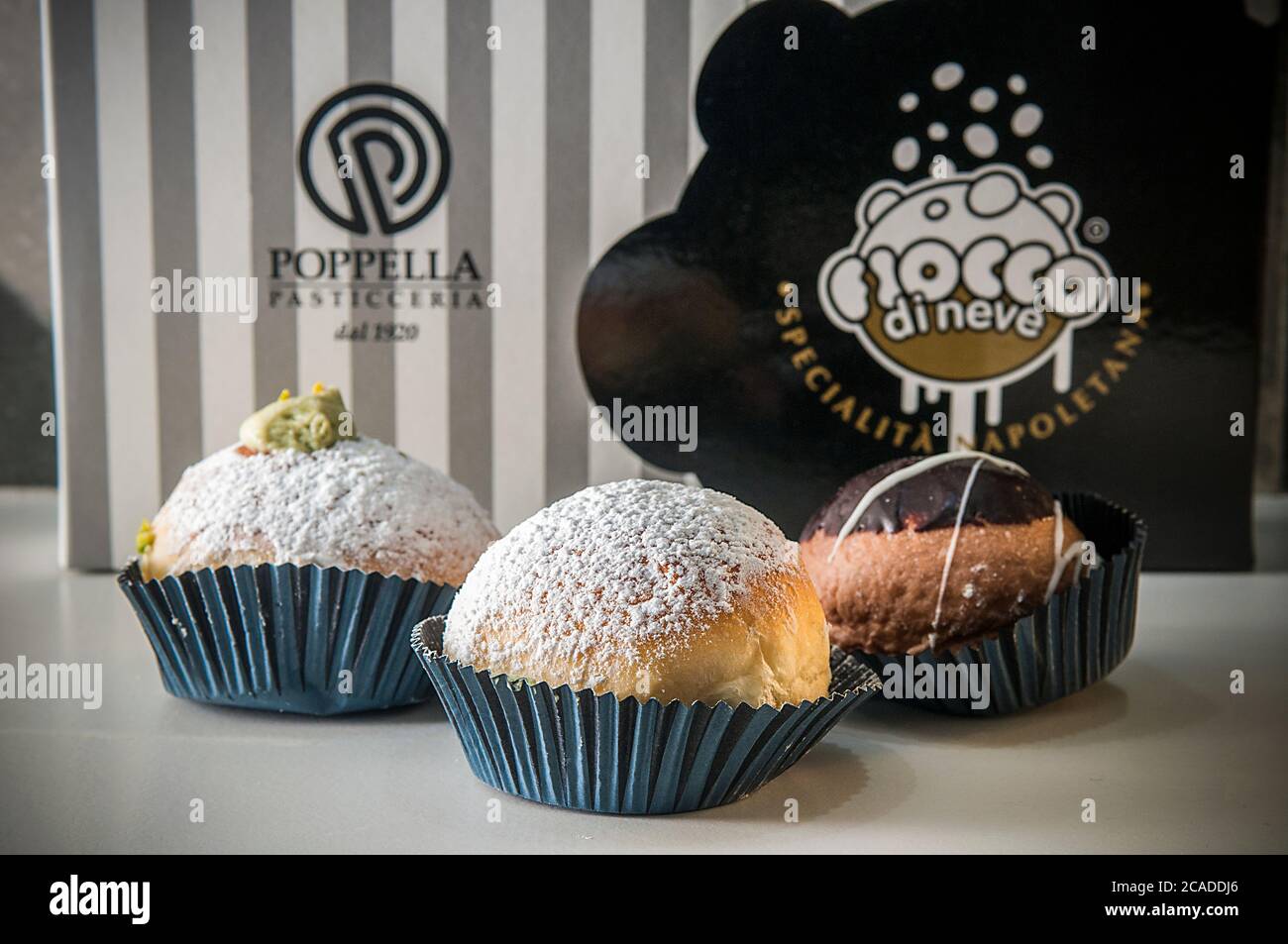 Italy Campania Naples Sweet " Fiocco di Neve " by Pastry Shop Poppella ...
