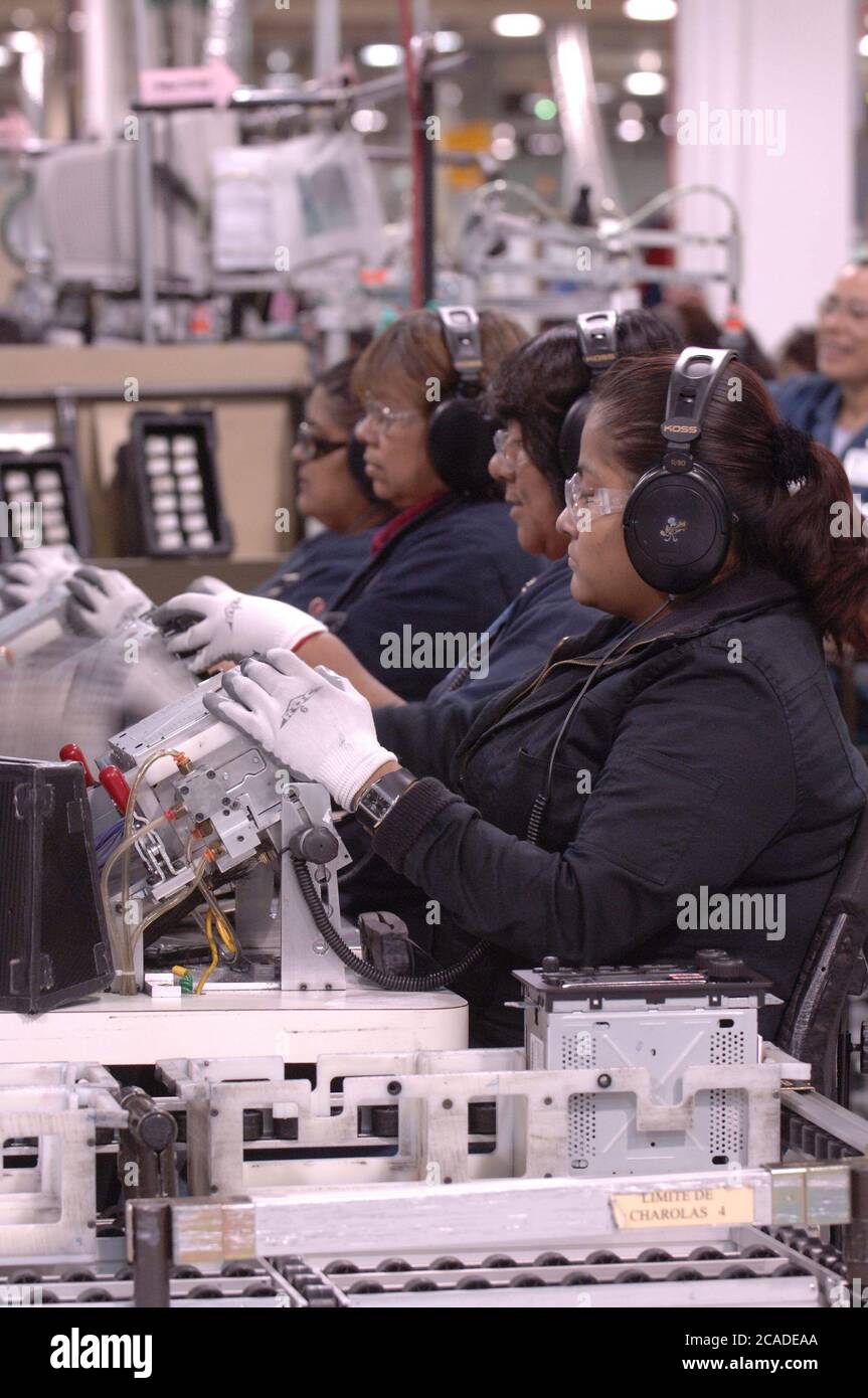 Maquiladora industry mexico hi-res stock photography and images - Alamy