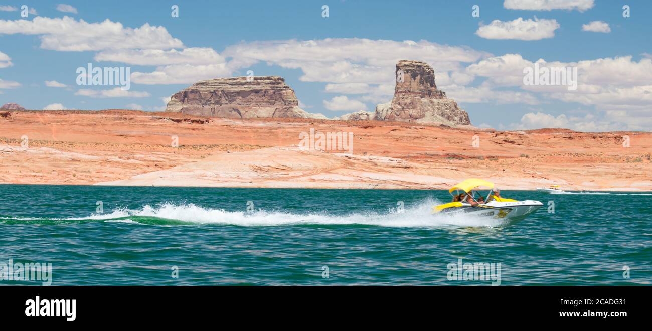 Boating at Lake Powell, Utah, USA Stock Photo - Alamy