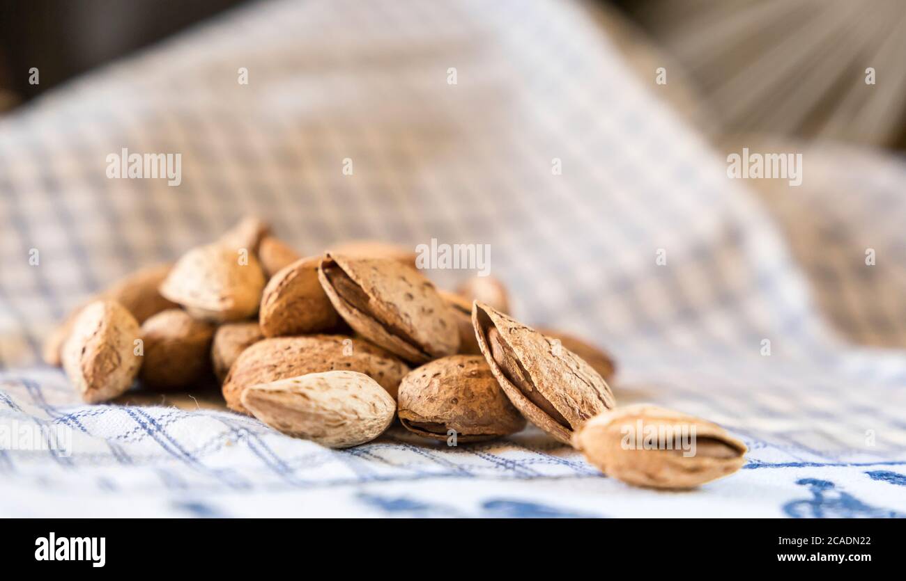 Almond shell hi-res stock photography and images - Alamy