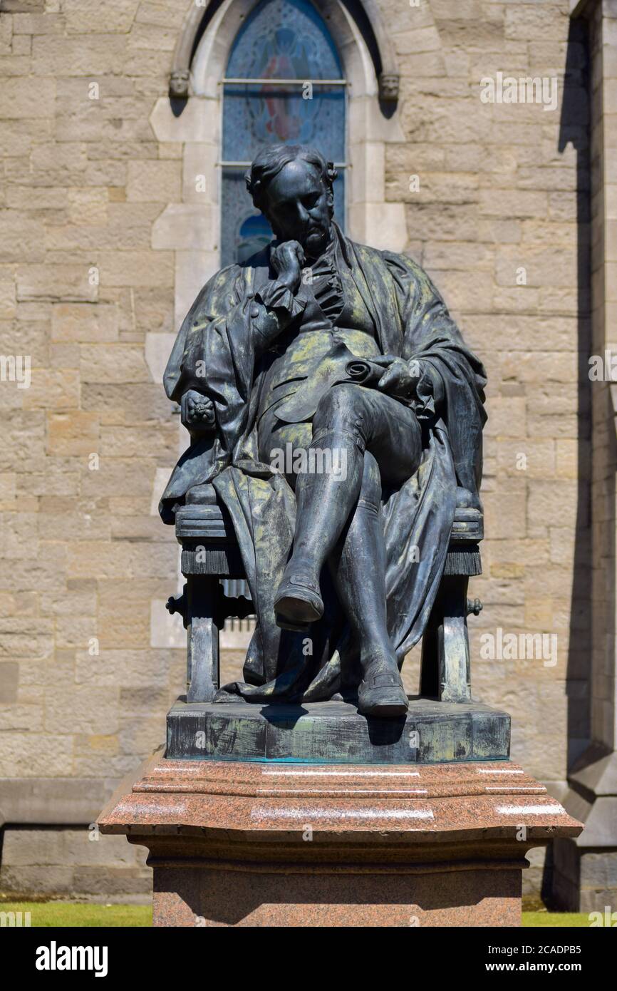Sir Benjamin Lee Guinness at Saint Patrick's Cathedral, Dublin Stock Photo - Alamy