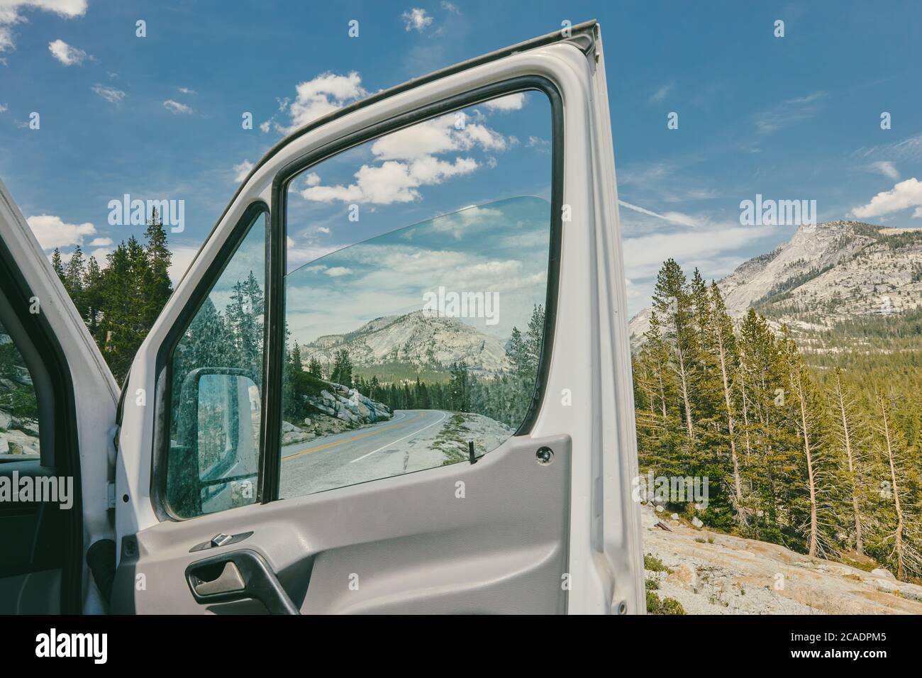 Camper van door open hi-res stock photography and images - Alamy