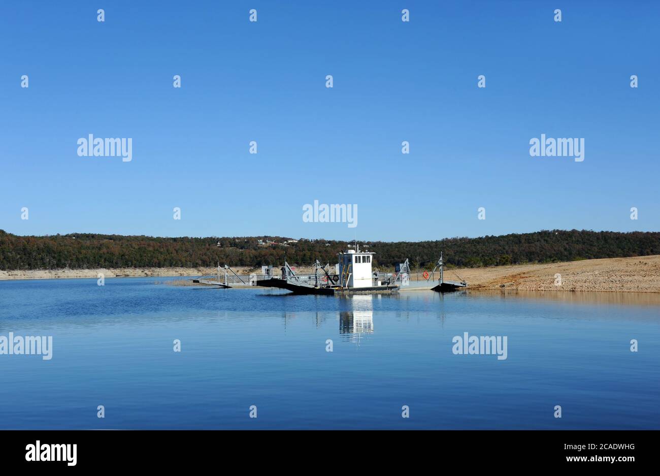 Peel Ferry transports vehicles and passengers across Bull Shoals Lake ...