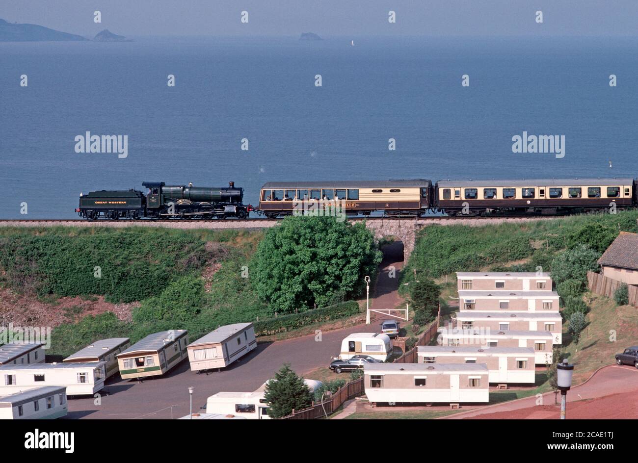 Static caravan 1980s hi-res stock photography and images - Alamy