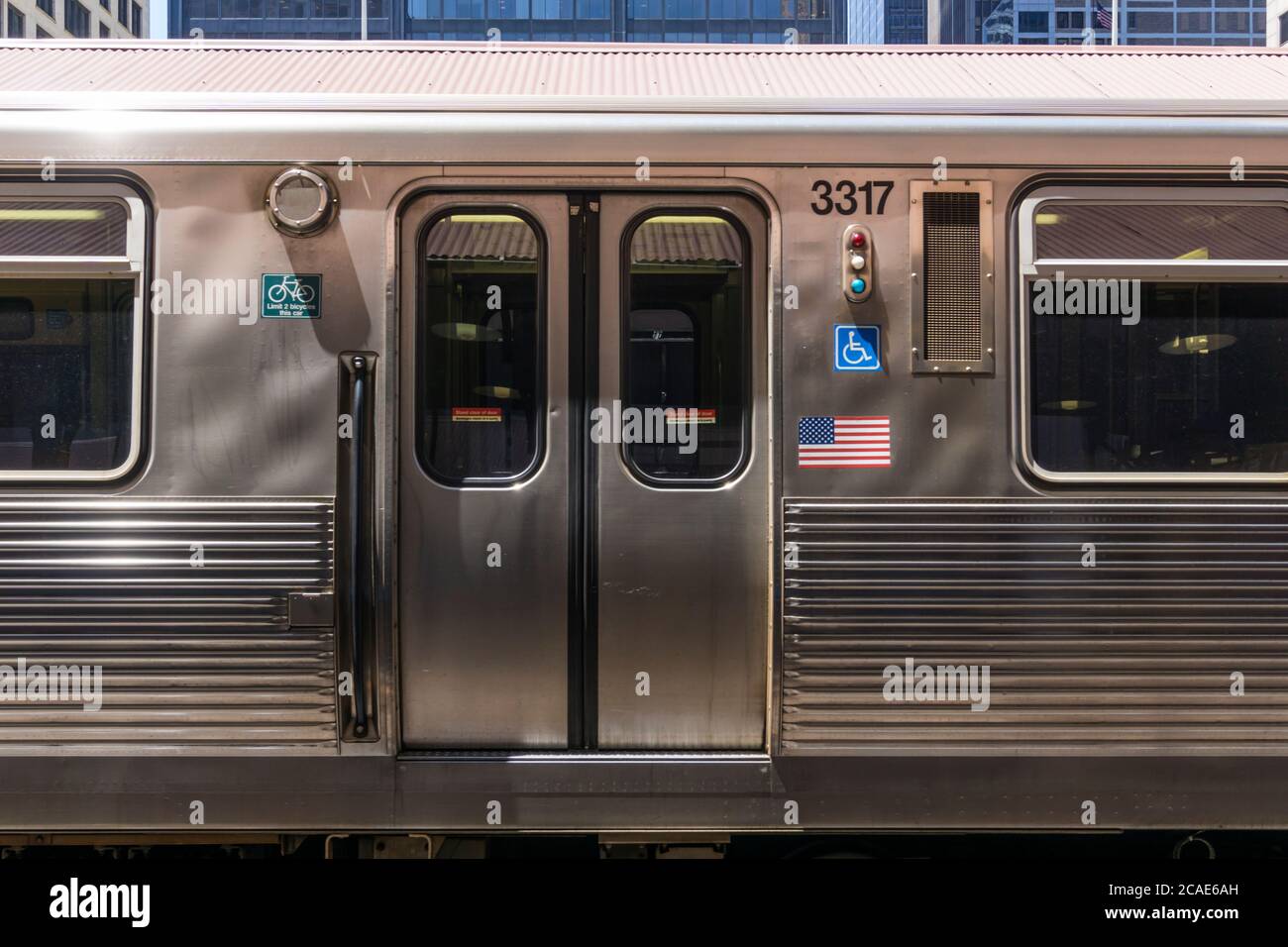 Exterior of closed doors of Chicago L train Stock Photo - Alamy