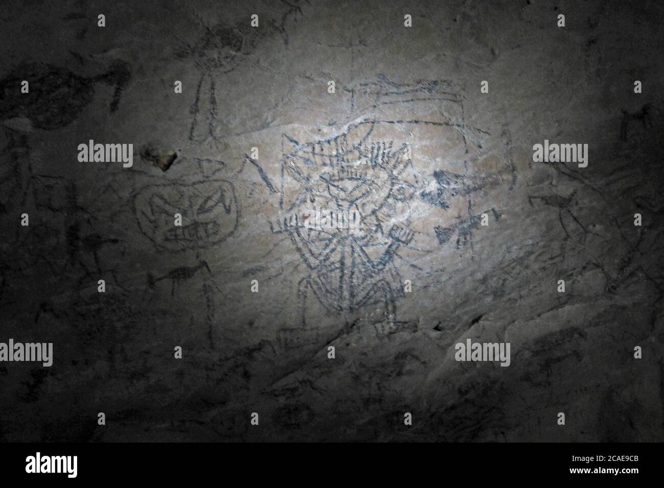 pictographs drawn by pre-Columbus Native Americans Los Haitises NP ...