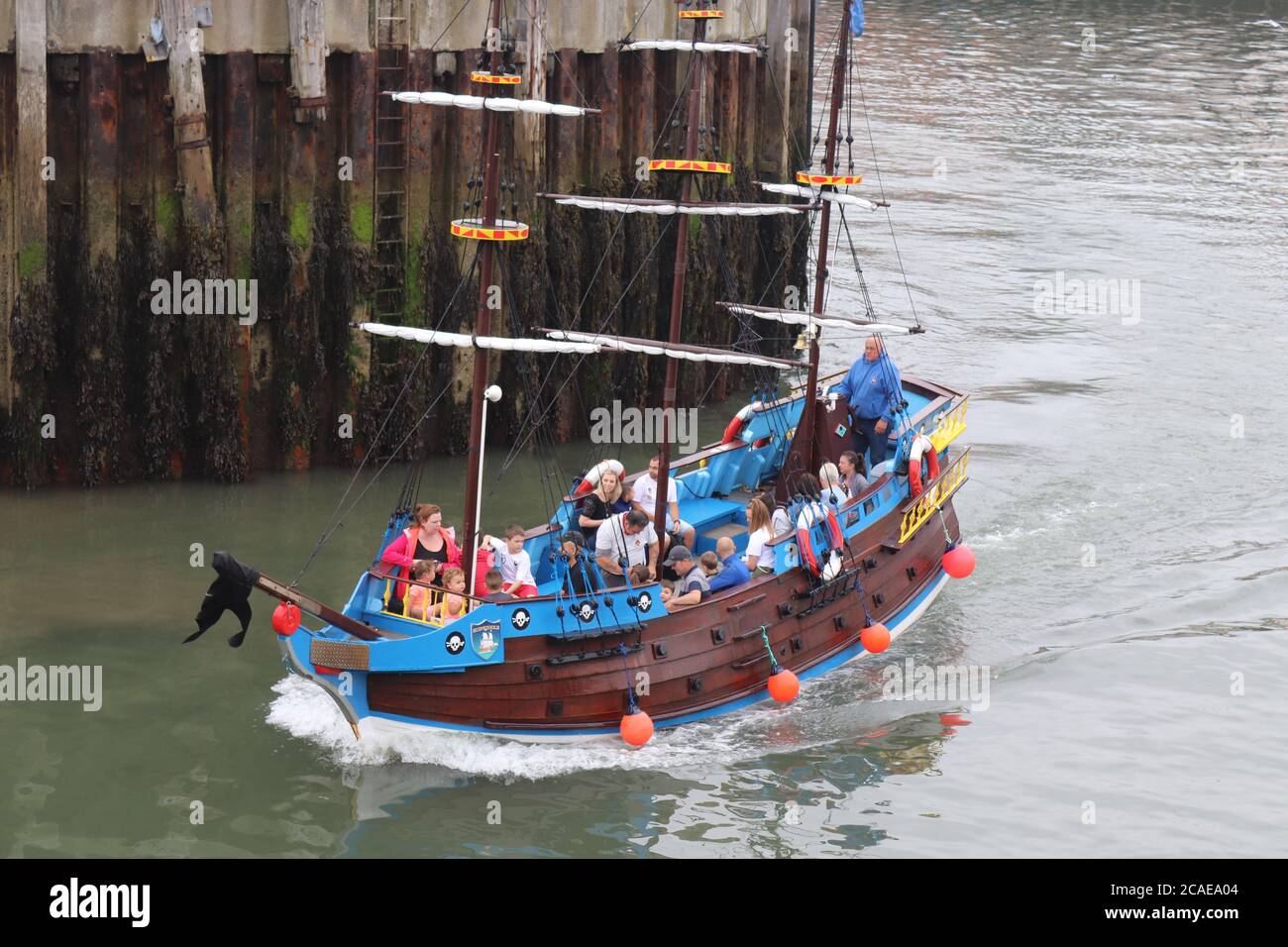 Hispaniola pirate ship hi-res stock photography and images - Alamy
