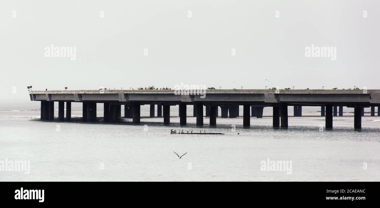 Ring road over the water forming a bypass to the old town of Panama ...