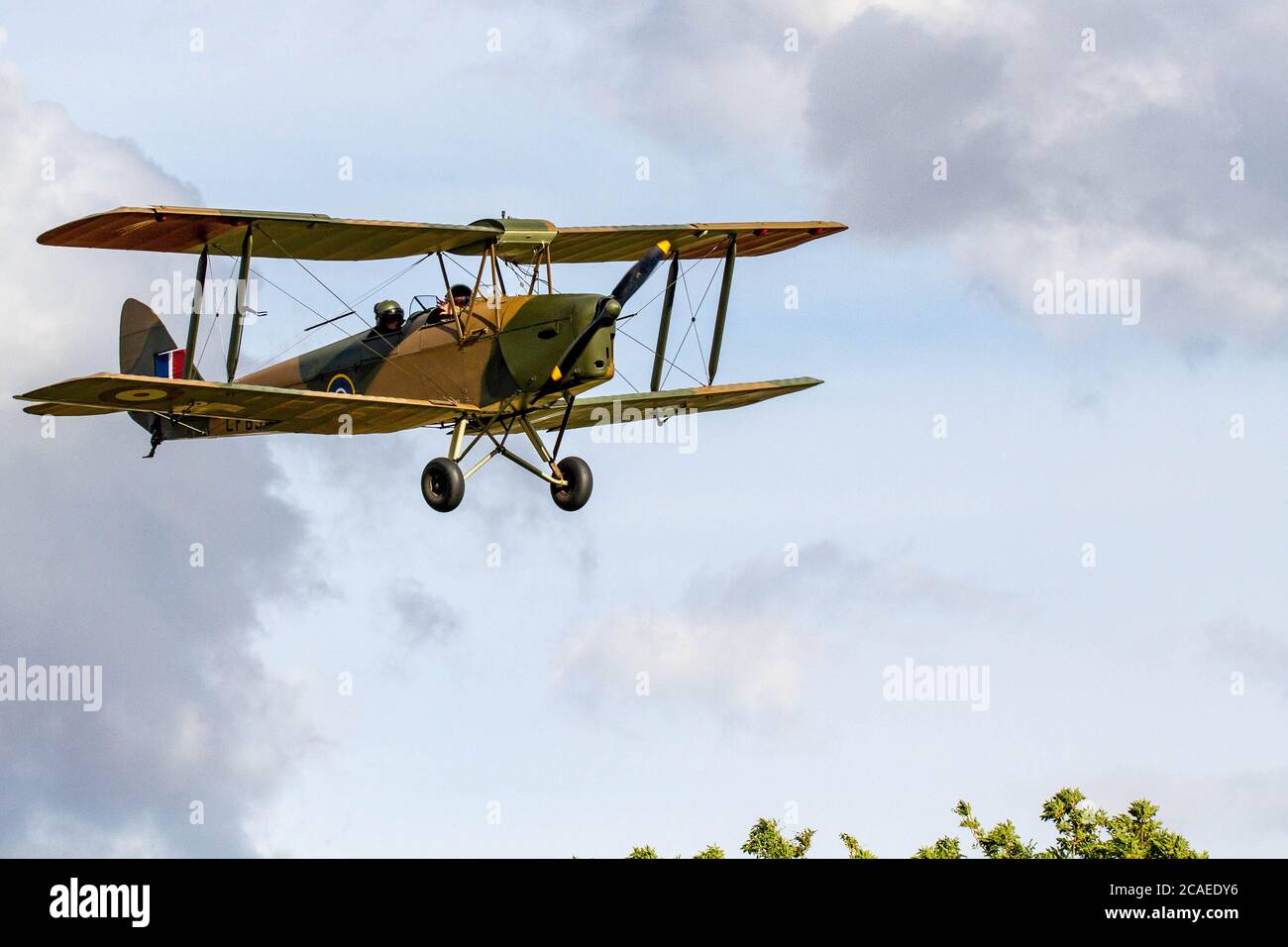 Vintage biplane hi-res stock photography and images - Alamy