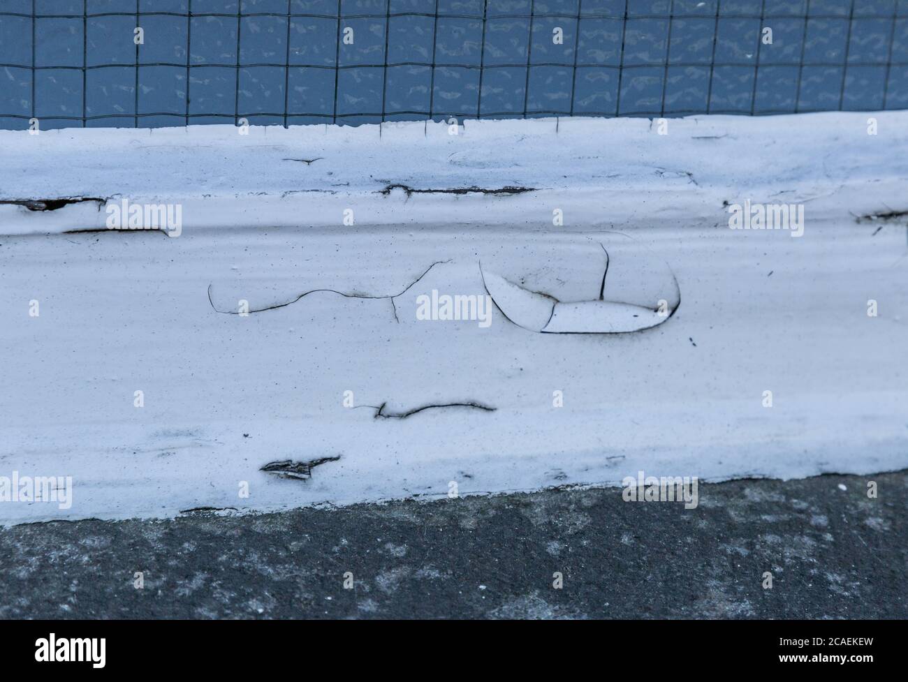 Rotting window frames hi-res stock photography and images - Alamy