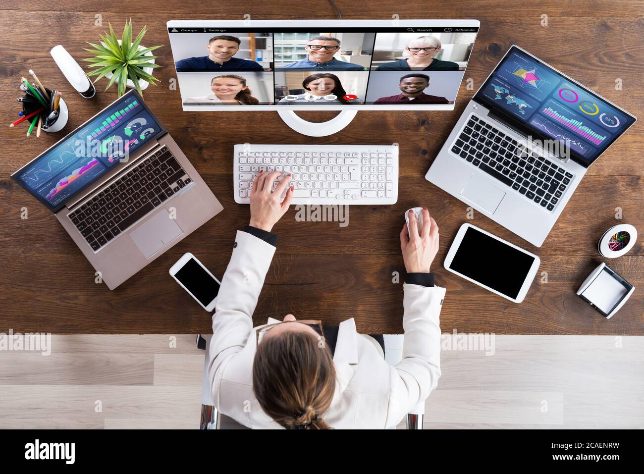 Interview meeting hi-res stock photography and images - Alamy