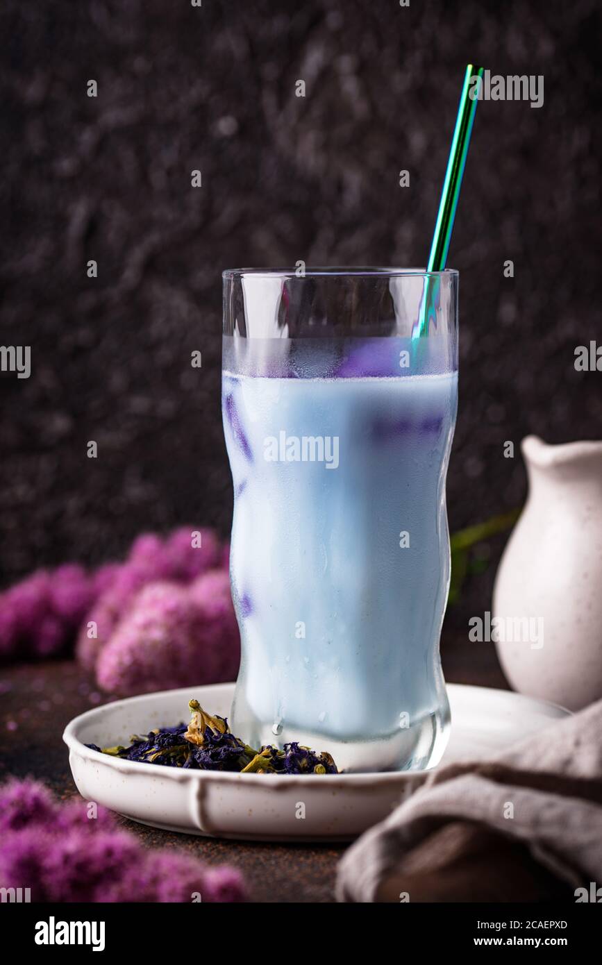 Butterfly pea juice flower hi-res stock photography and images - Alamy