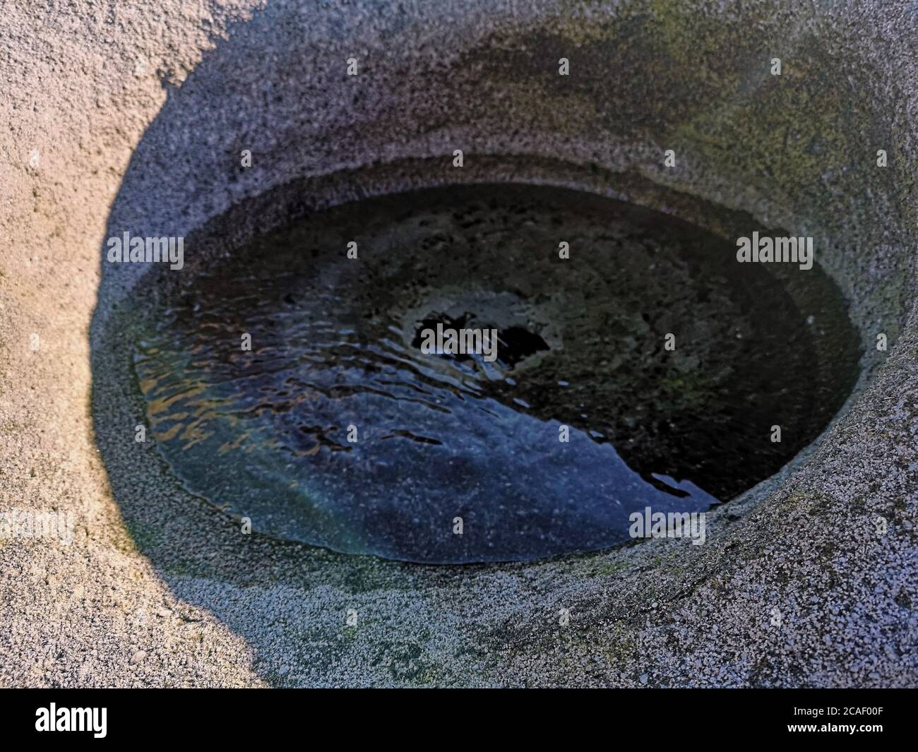 Outdoor wash basin hi-res stock photography and images - Alamy