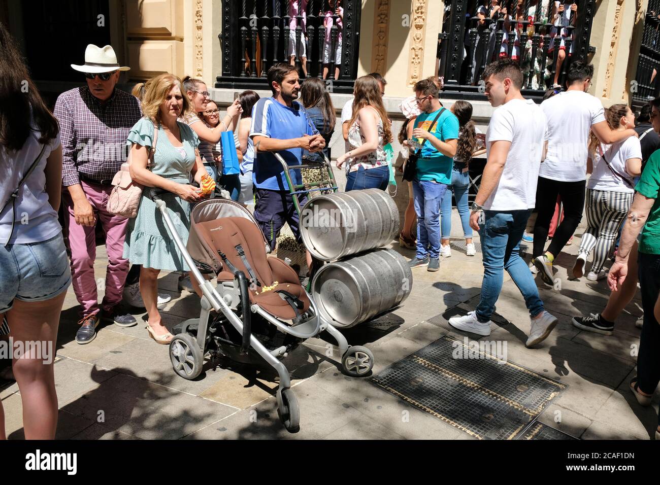 Gender roles hi-res stock photography and images - Alamy