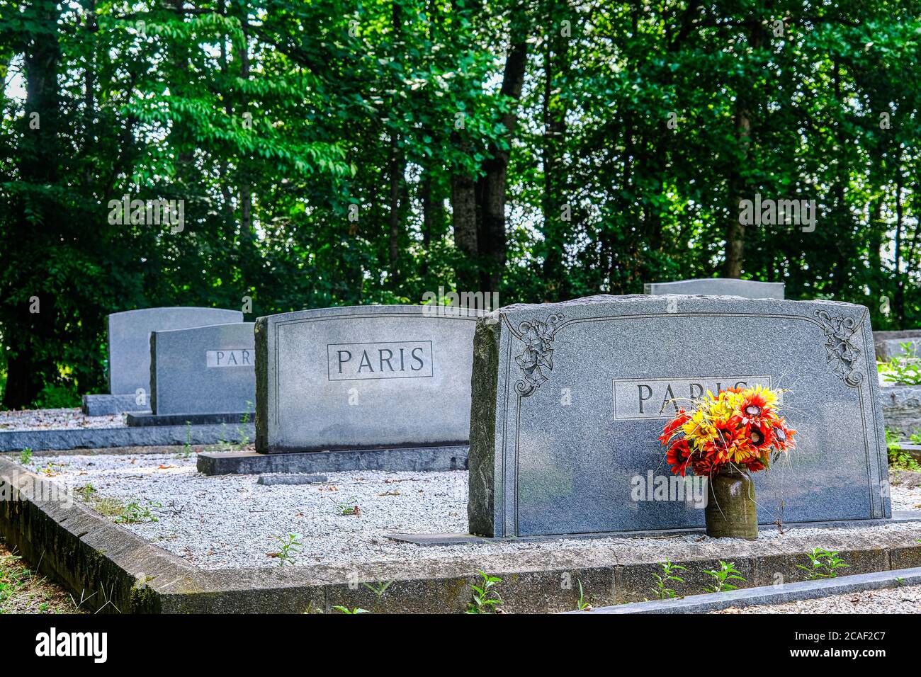 Cemetery plot hi-res stock photography and images - Alamy