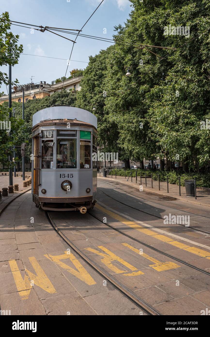 Tram system in milan hi-res stock photography and images - Alamy