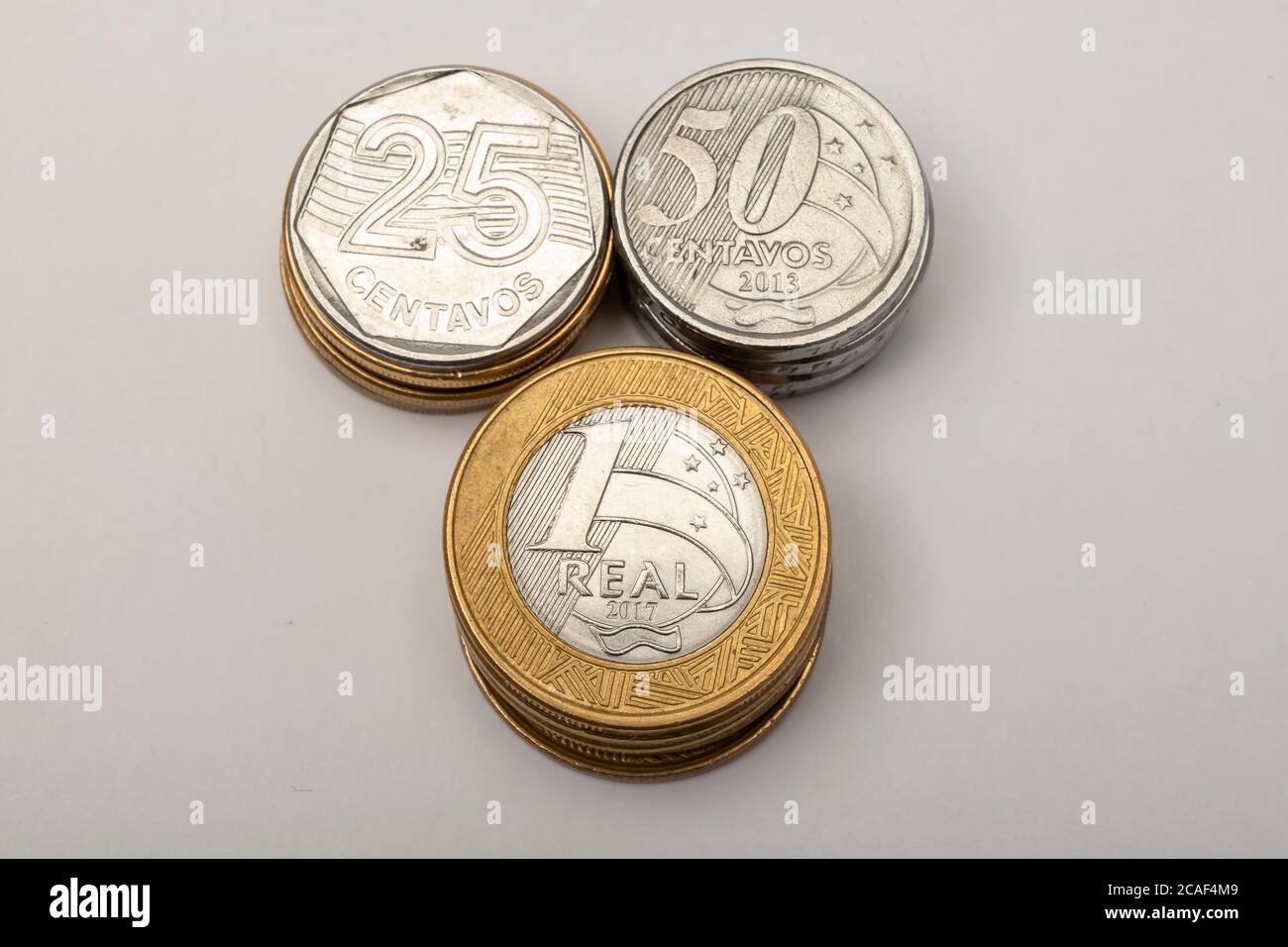 Real brazilian currency hi-res stock photography and images - Alamy