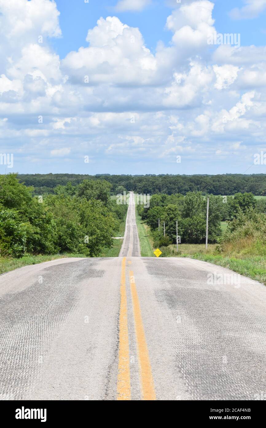 Open stretch road hi-res stock photography and images - Alamy