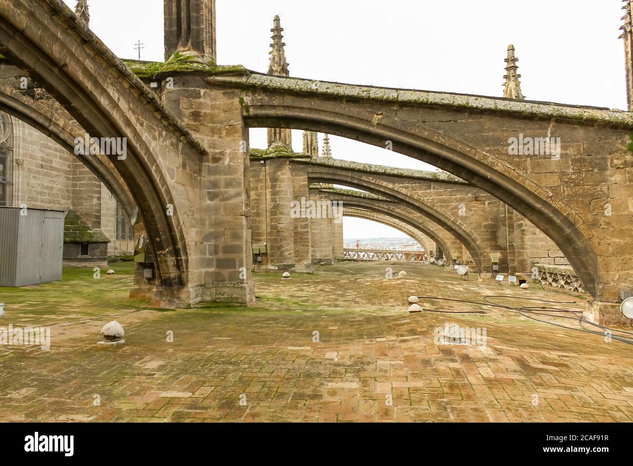 Flying buttress dome hi-res stock photography and images - Alamy