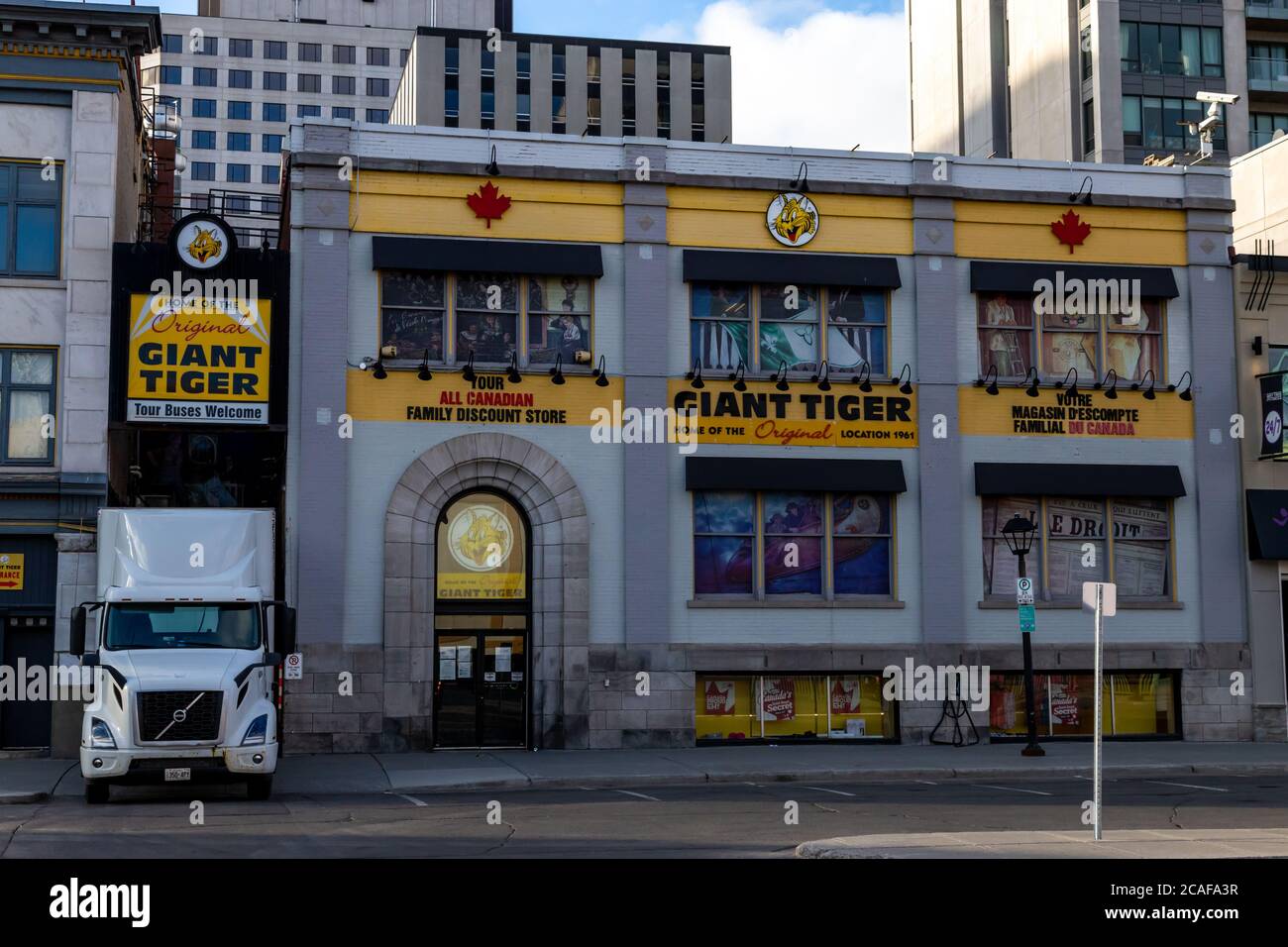 The first location of the Giant Tiger chain of Canadian discount stores ...