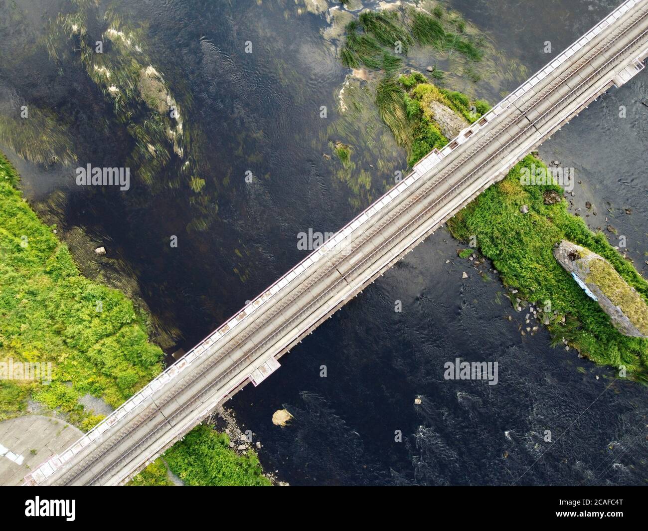 railway bridge over the river Stock Photo - Alamy