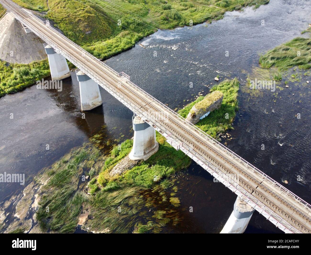 railway bridge over the river Stock Photo - Alamy