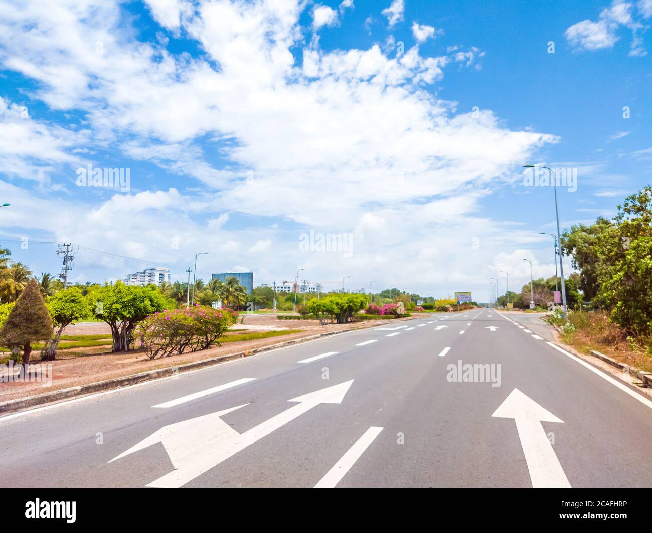 Turn to open turn arrow hi-res stock photography and images - Alamy