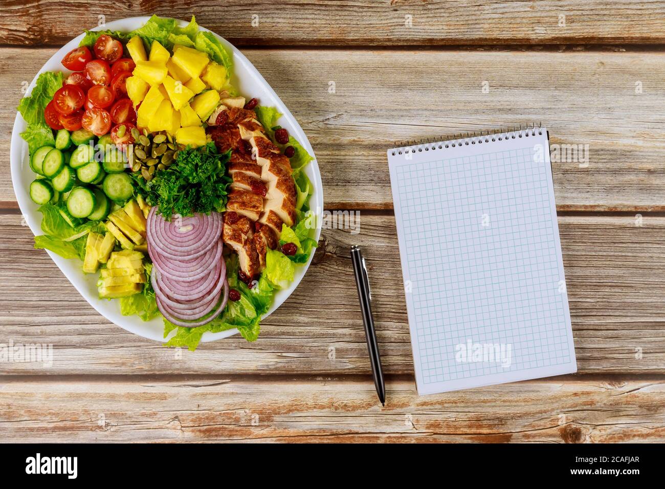 Vegetable salad recipe blank hi-res stock photography and images - Alamy