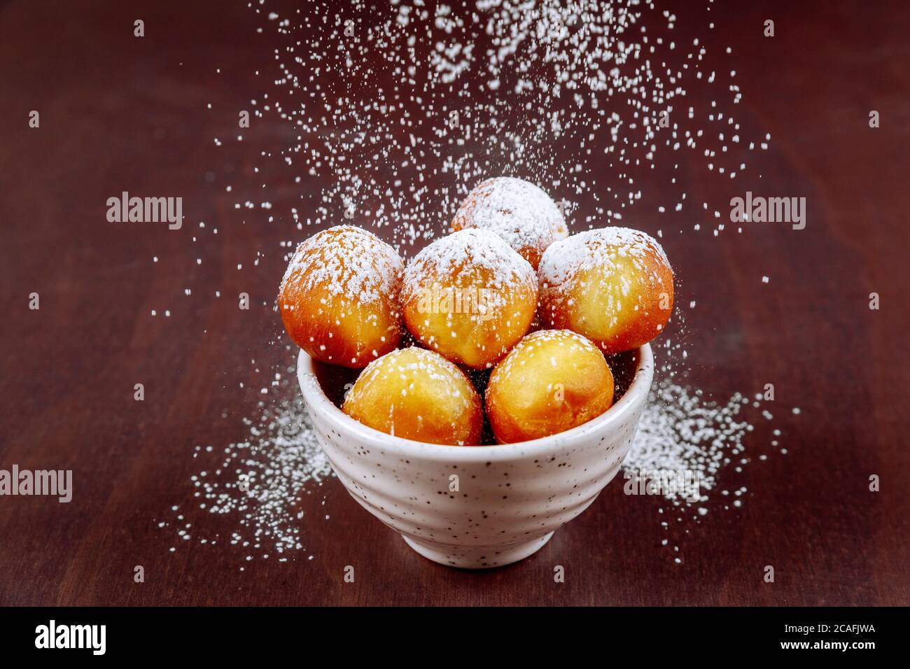 Munchkins hi-res stock photography and images - Alamy