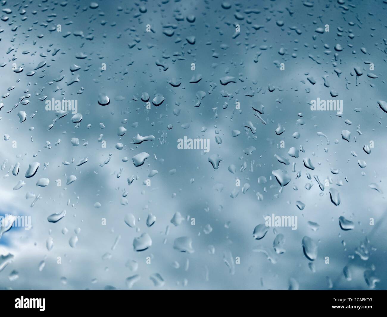 Water droplets on the glass hi-res stock photography and images - Alamy