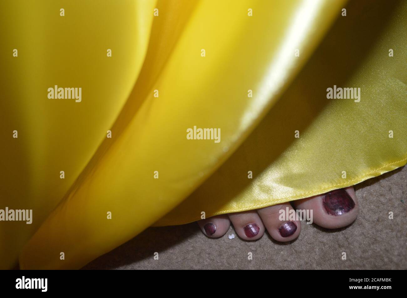 Ladies toe hi-res stock photography and images - Alamy