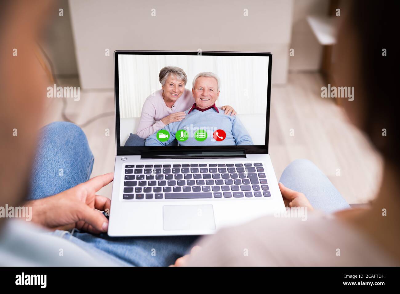 Chat with parents hi-res stock photography and images - Alamy