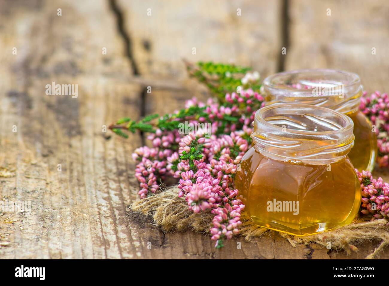 Heather honey jar hi-res stock photography and images - Alamy