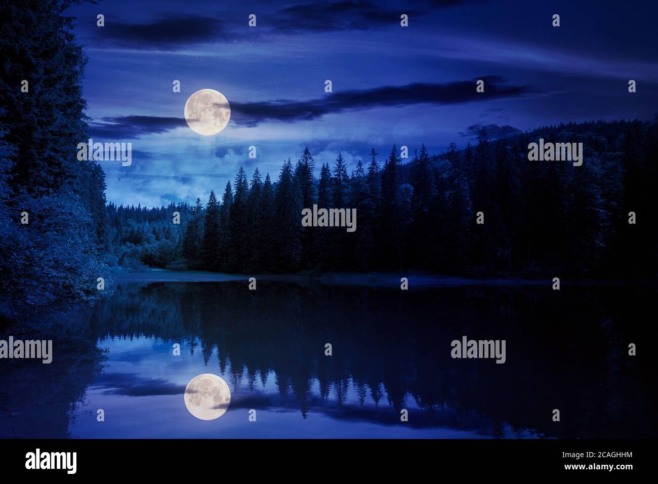 Full moon reflection on lake hi-res stock photography and images - Alamy