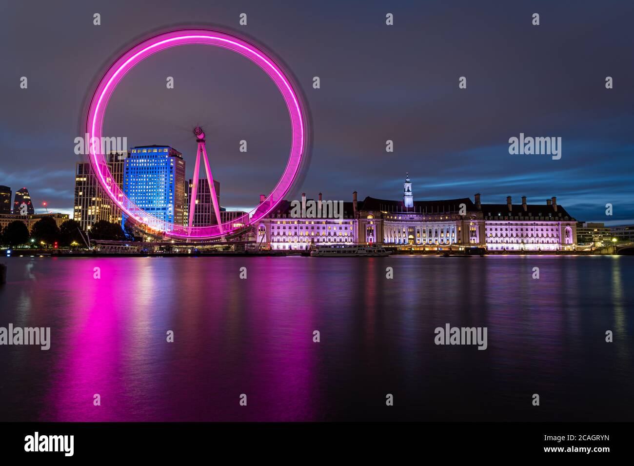 London Eye, lit up at night, London Stock Photo - Alamy