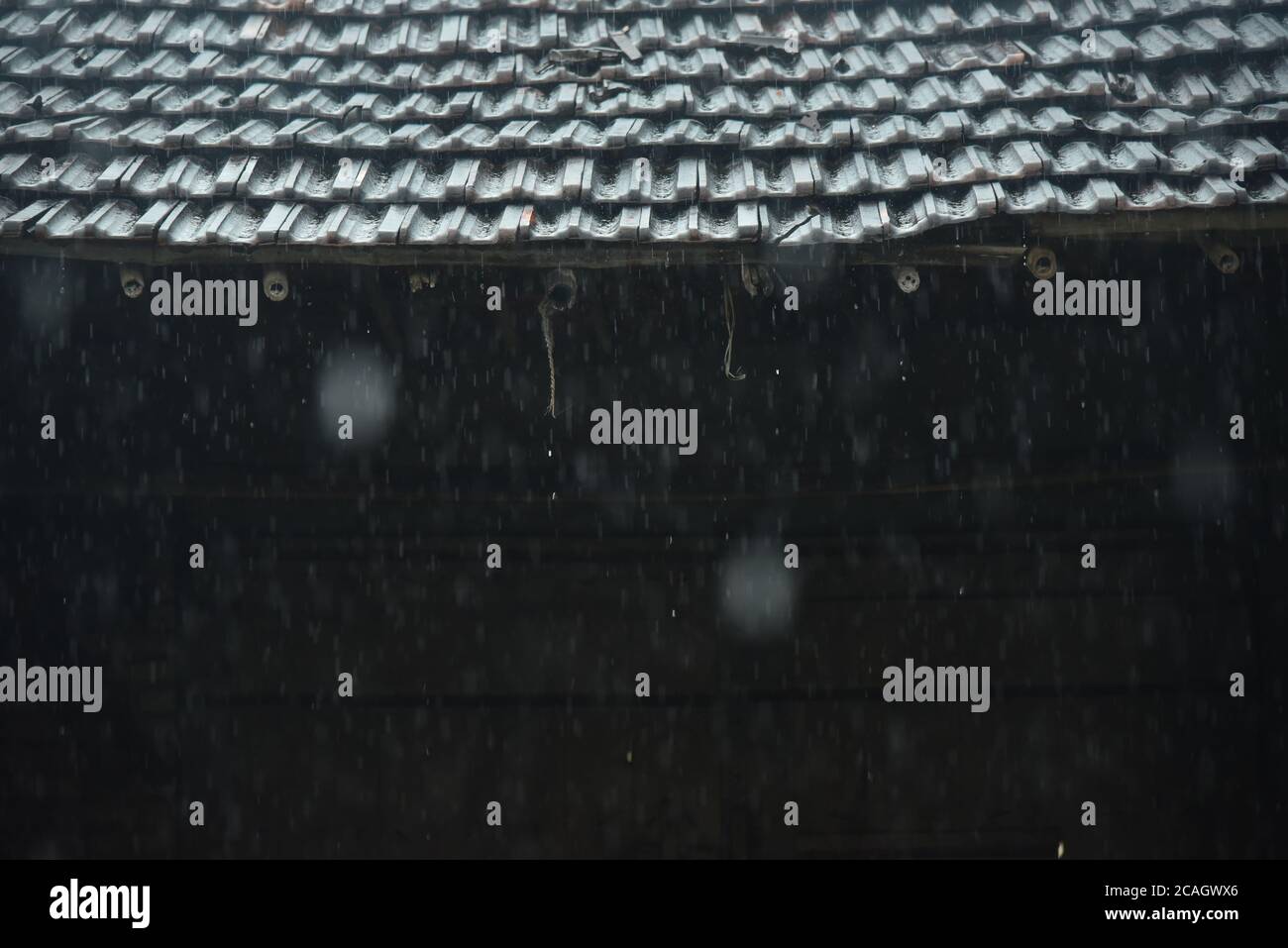 Rain hd wallpapers hi-res stock photography and images - Alamy
