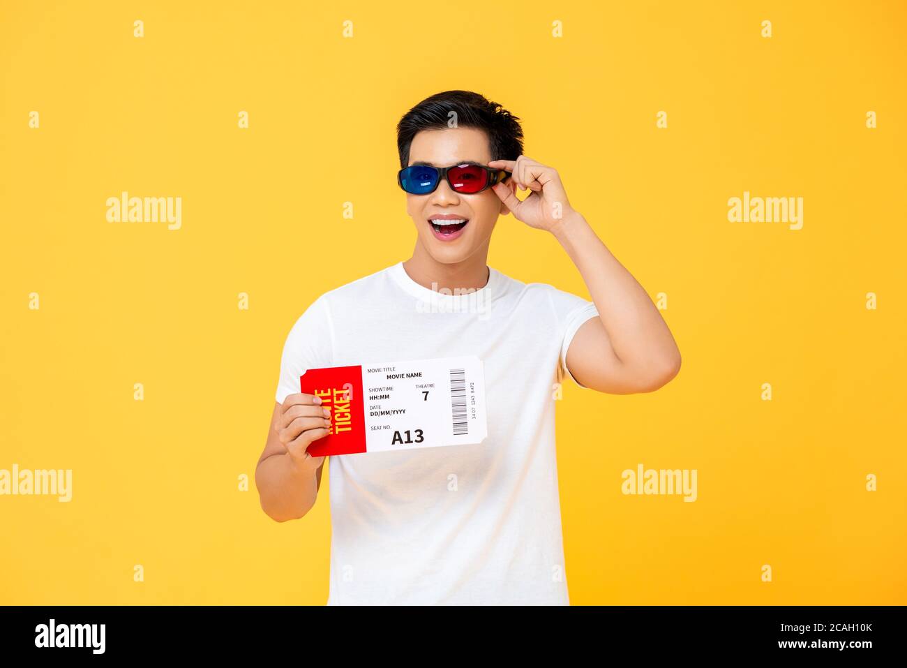 Person holding movie ticket hi-res stock photography and images - Alamy