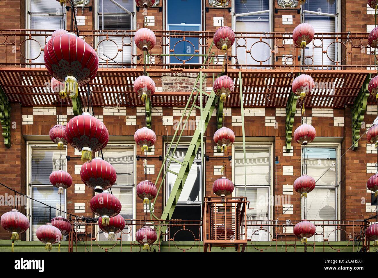 Chinatown in San Francisco, California, USA Stock Photo - Alamy