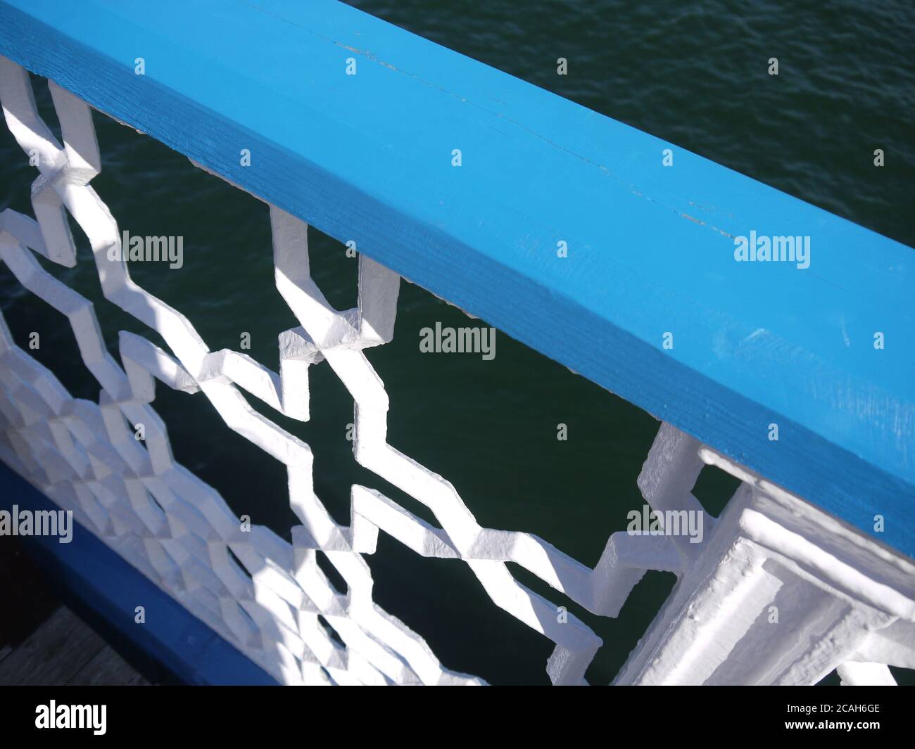 Pier fence hi-res stock photography and images - Alamy