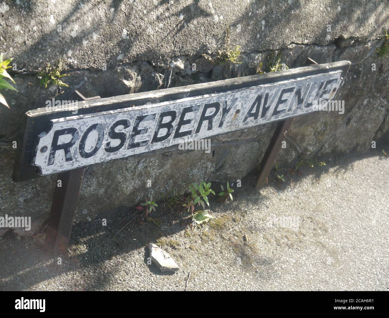 Vintage street sign hi-res stock photography and images - Alamy