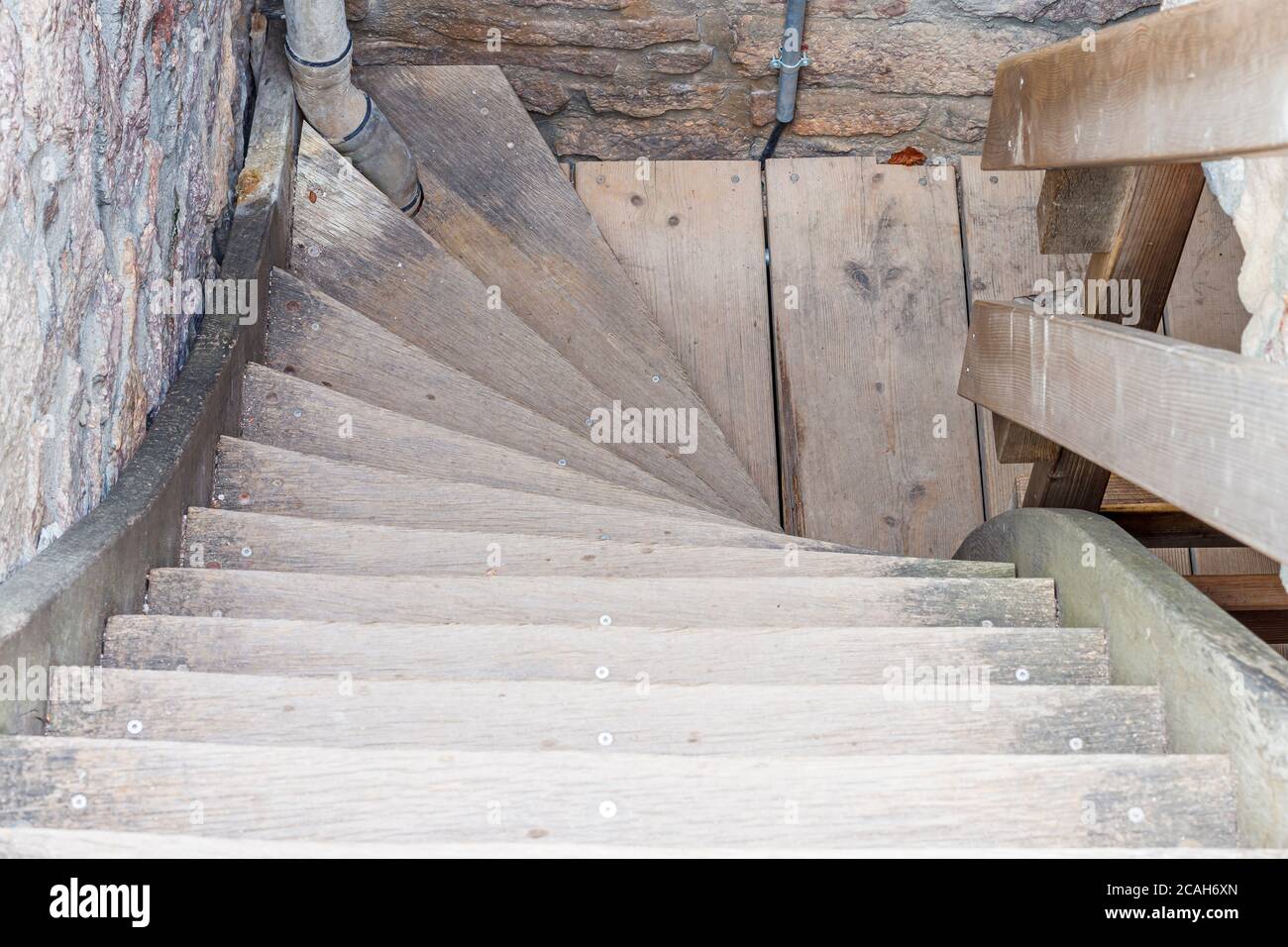 Stone floor in a medieval castle hi-res stock photography and images ...