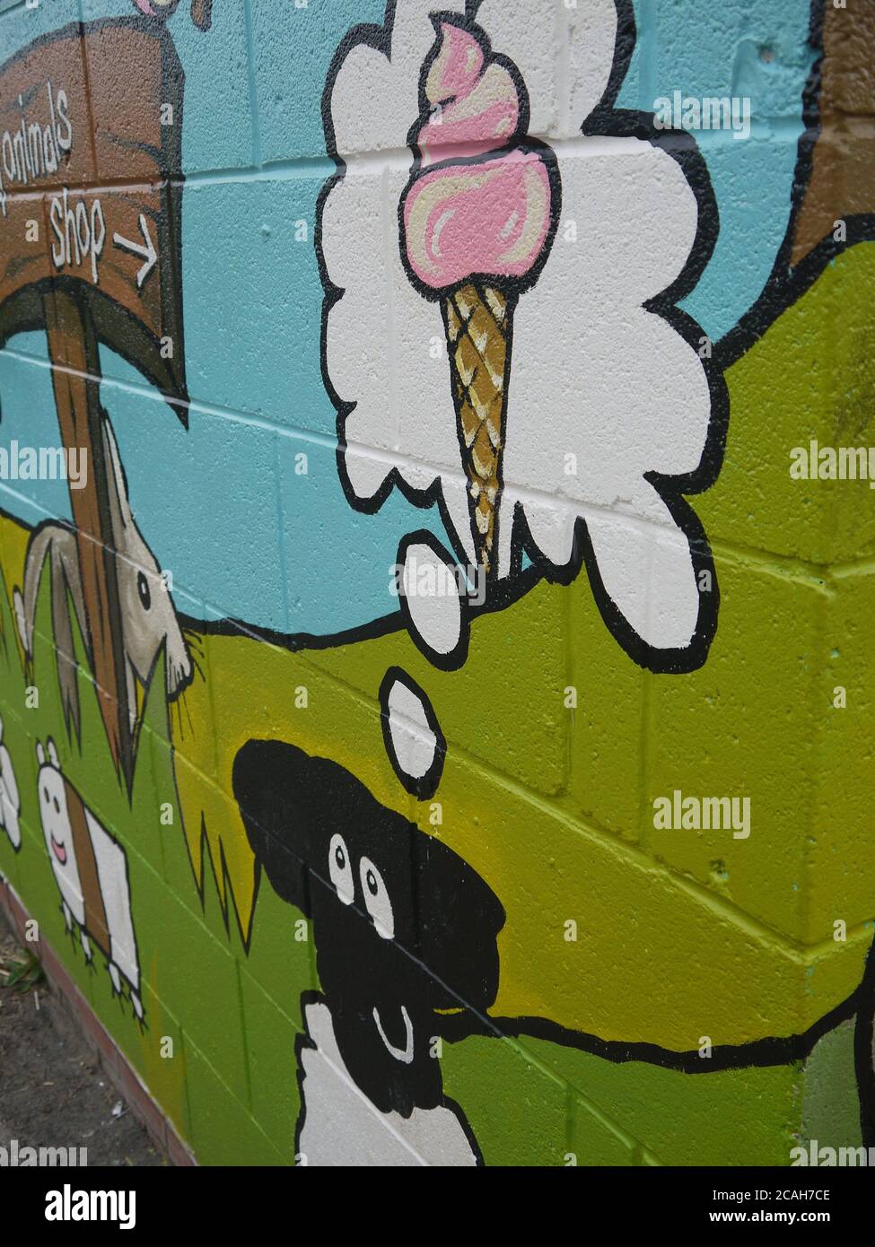 Graffiti ice cream hi-res stock photography and images - Alamy