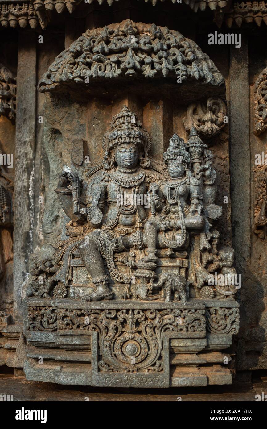 Shiva Parvati Statue