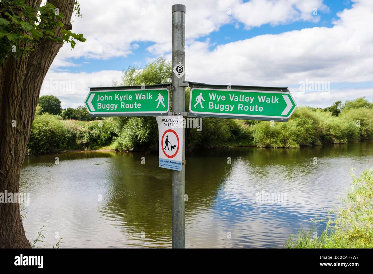 John Kyrle and Wye Valley Walk buggy route signpost by River Wye. Ross ...