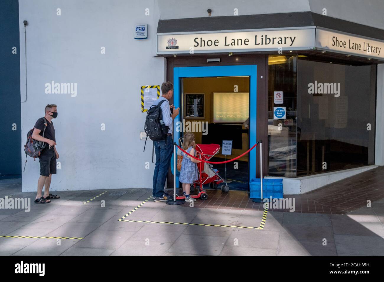 Tape library hi-res stock photography and images - Alamy