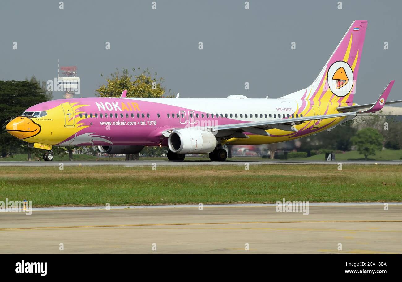 Civilian airline pilot hi-res stock photography and images - Alamy