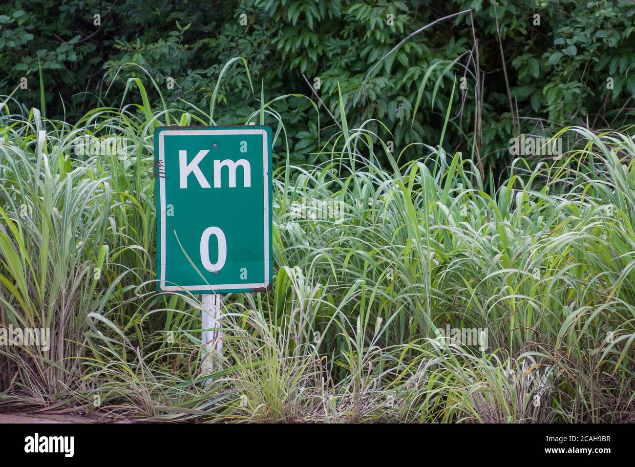 Plaque of the kilometer zero Stock Photo - Alamy