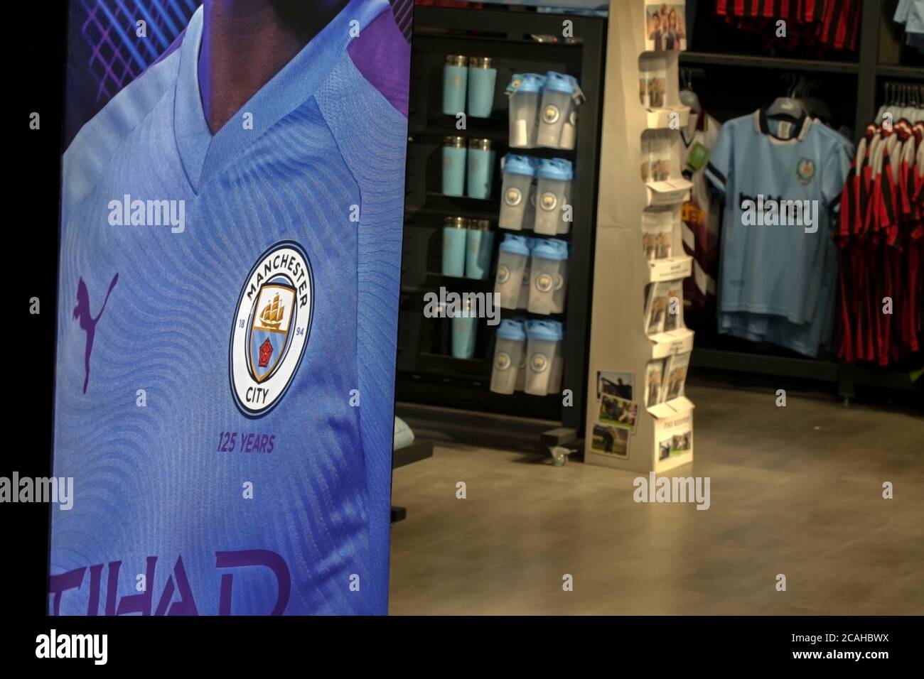 City store etihad stadium hi-res stock photography and images - Alamy