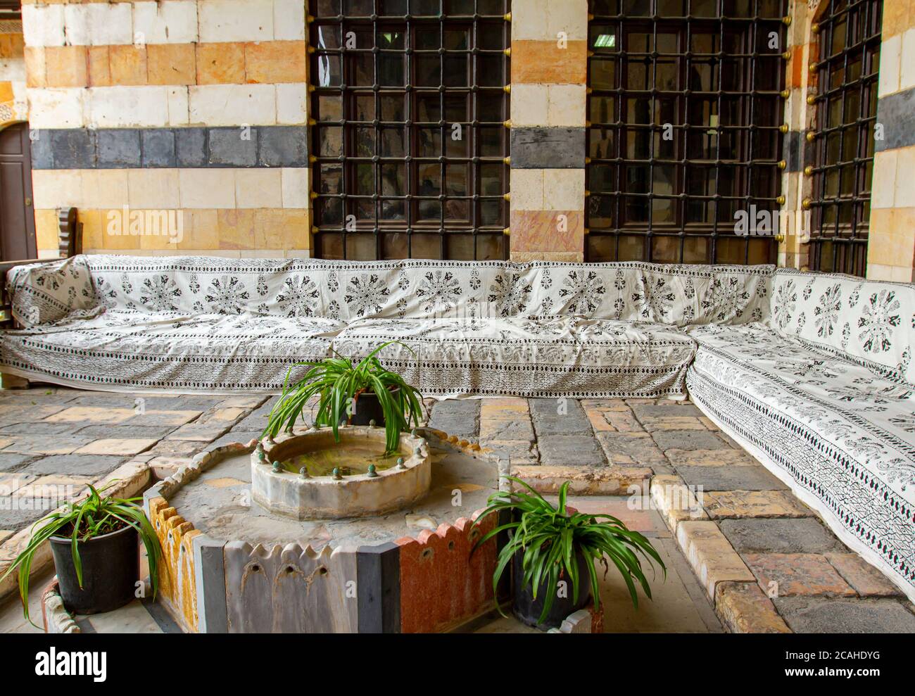 Corner seating hi-res stock photography and images - Alamy