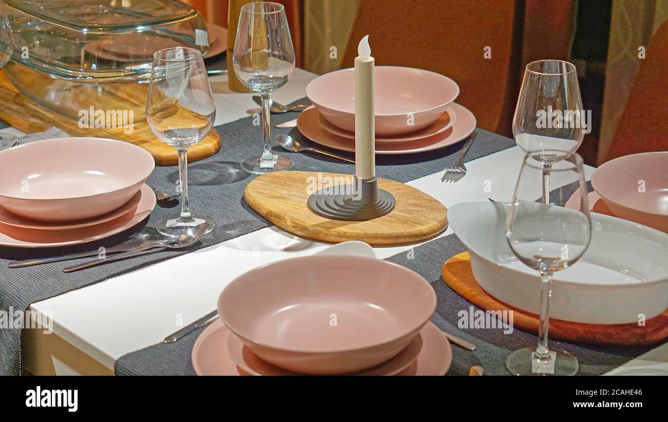 Modern festive dining table setup at home Stock Photo - Alamy